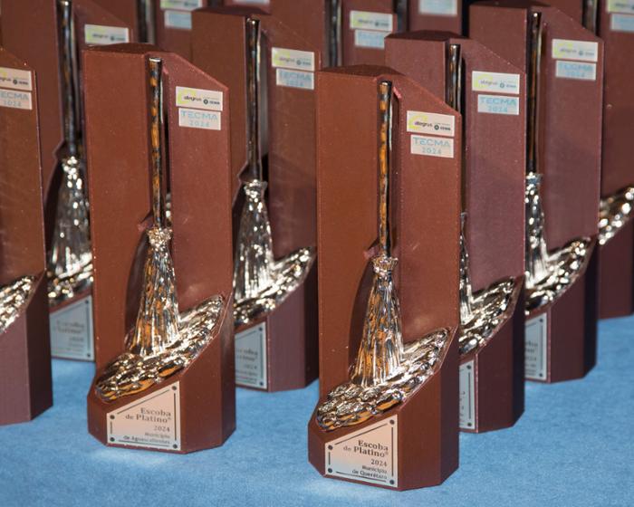 ATEGRUS abre la convocatoria de los Premios Escobas de Plata®, Oro® y ...